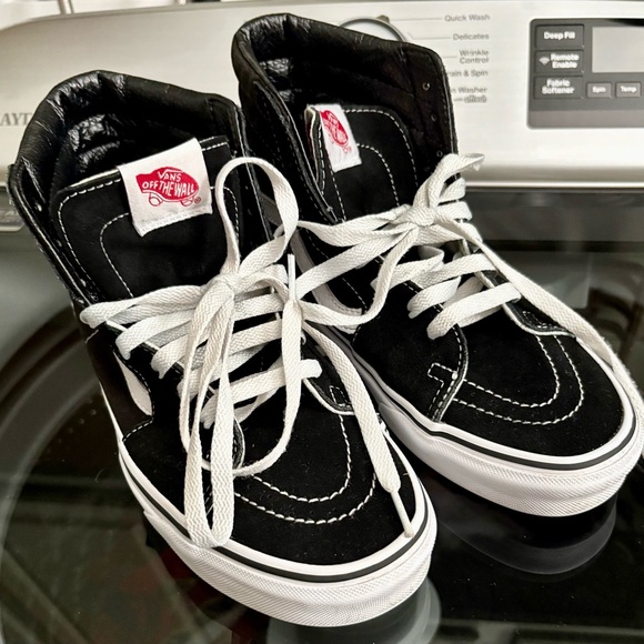 Vans | Shoes | Vans Black And White Sneakers Iconic Lowtop Design ...